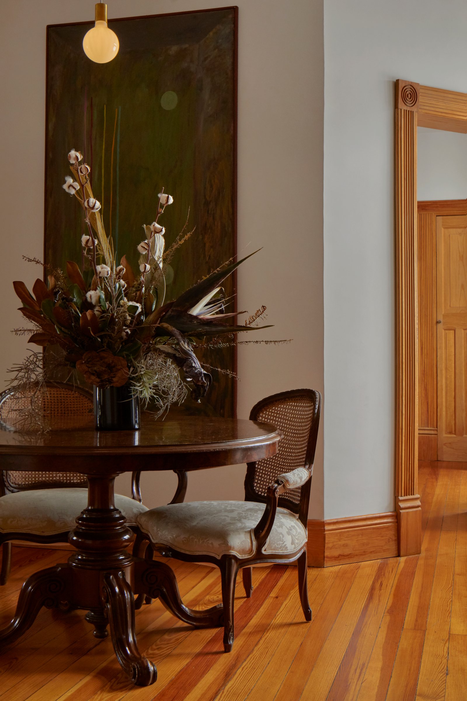 a light-filled renewal brings new life to a heritage apartment edificio ...