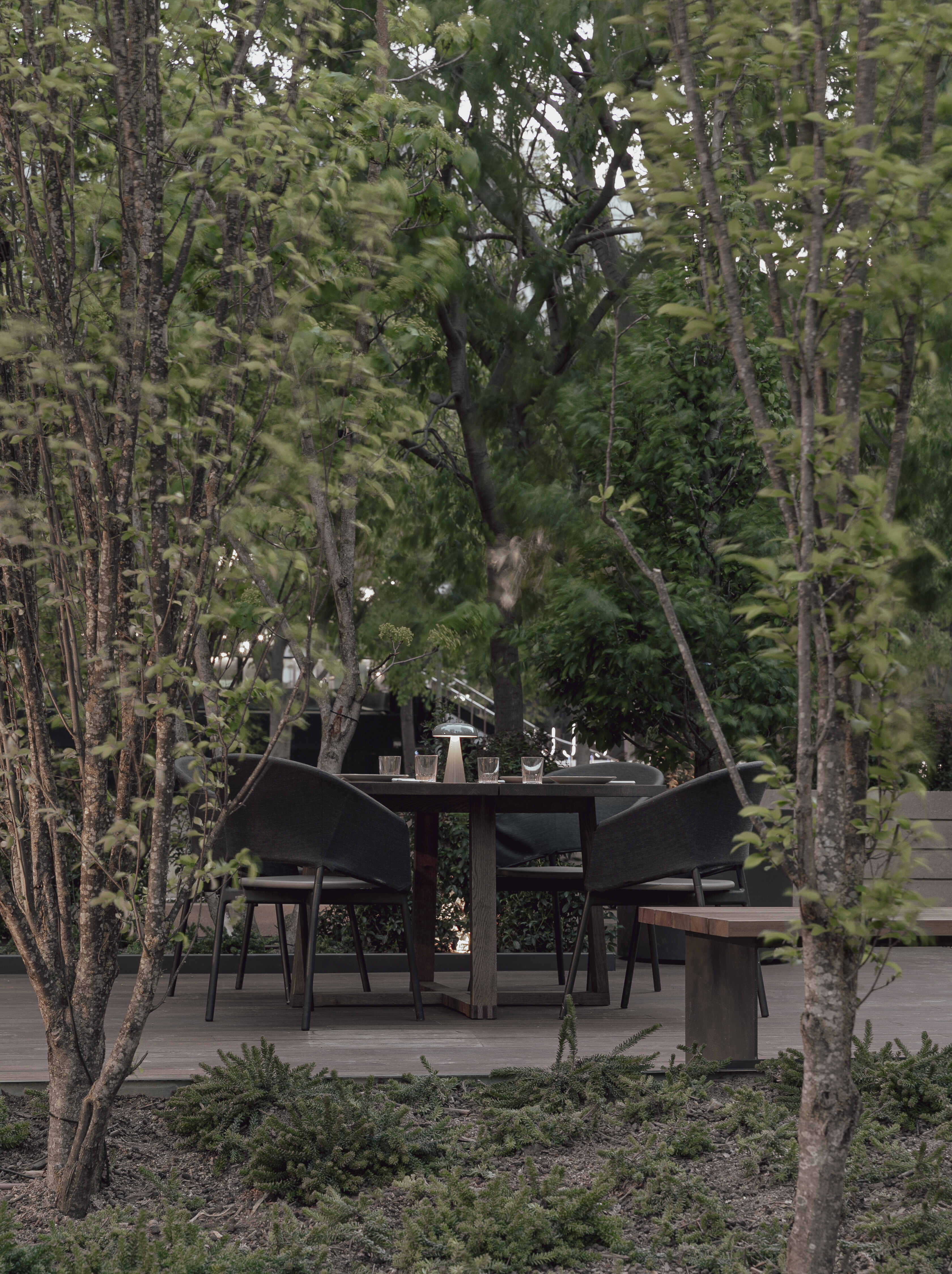 barcelona bosco de lobos restaurant seeks rhythm and balance through ...