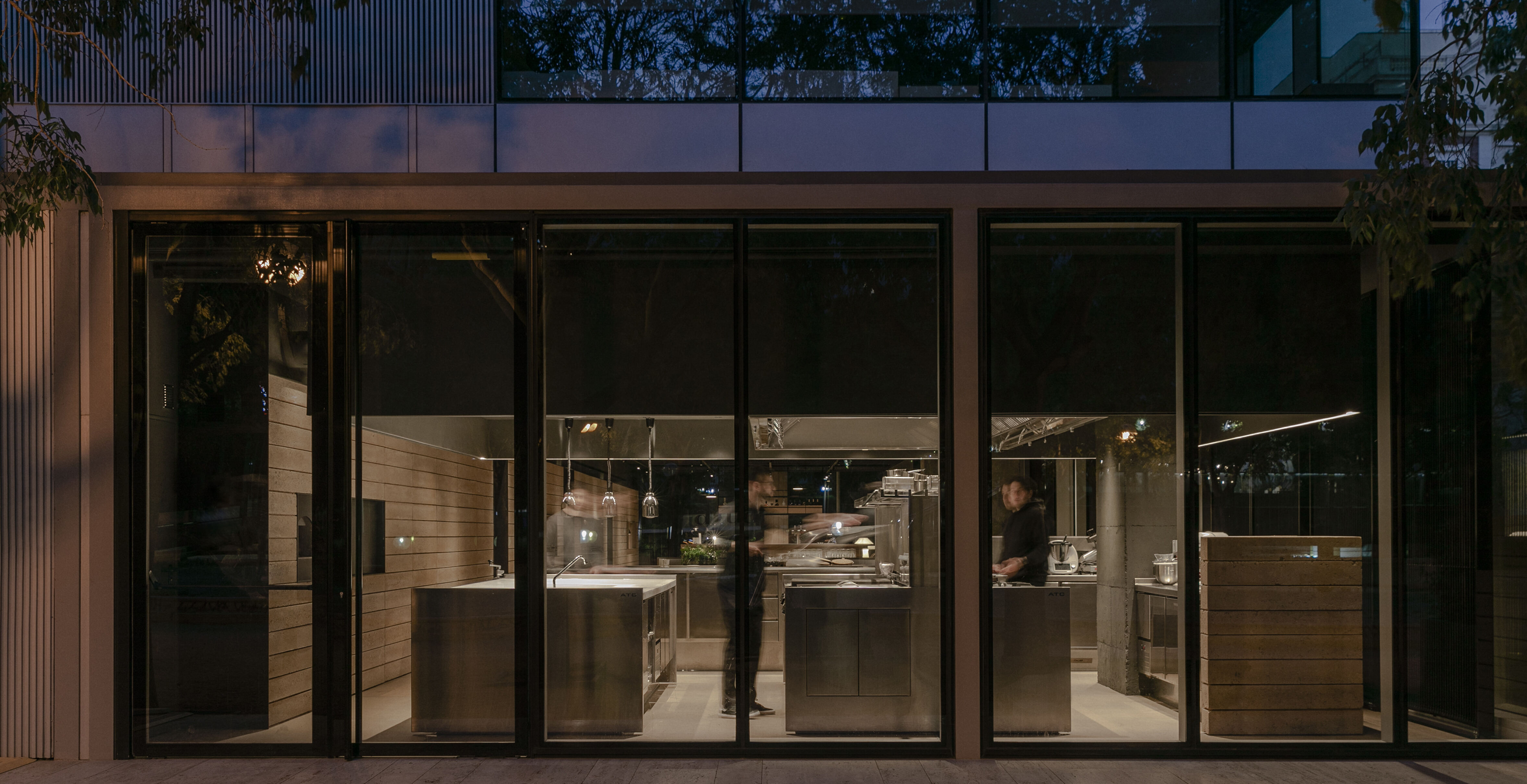 barcelona bosco de lobos restaurant seeks rhythm and balance through ...