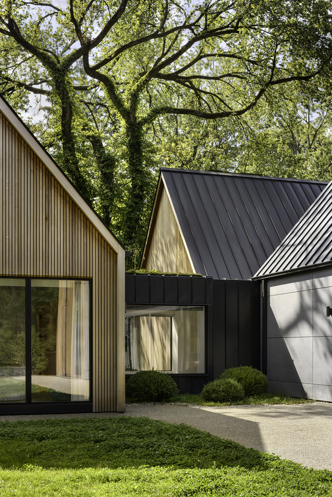 gable roof for briarcliff residence inspired by michigan farmstead ...