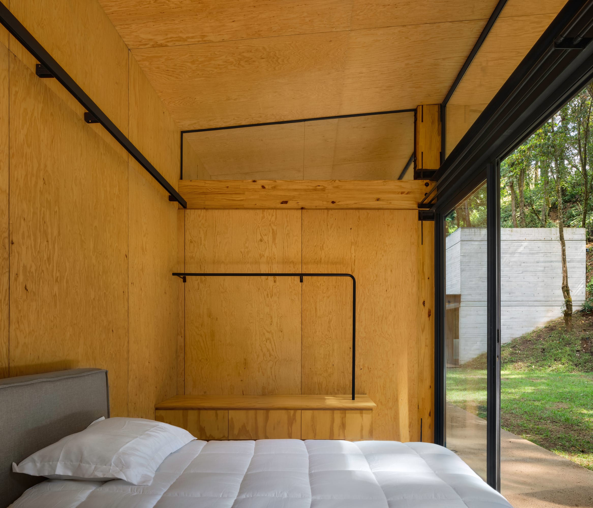 news: casa el pinar is a tropical sanctuary with minimum footprint ...