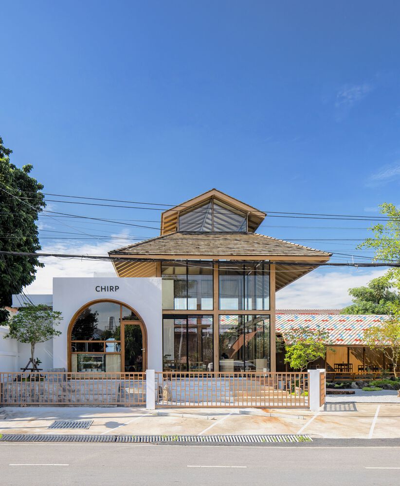 chirp café & chat space pays homage to ayutthaya’s architectural ...