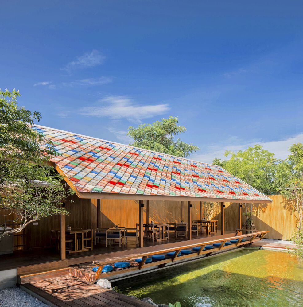 chirp café & chat space pays homage to ayutthaya’s architectural ...