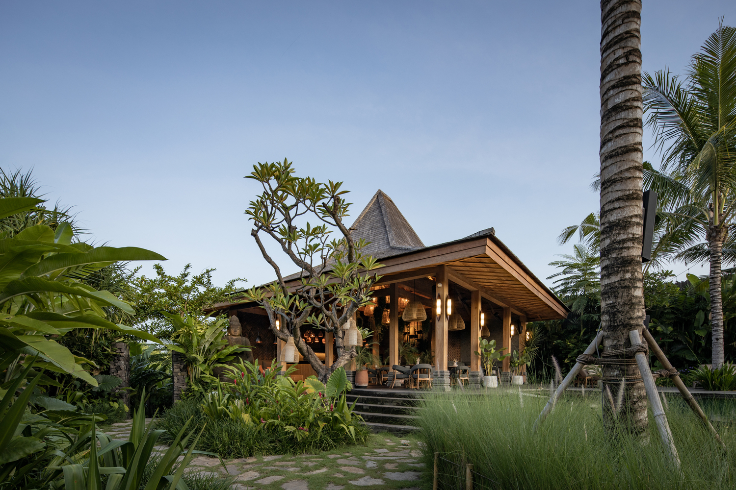 news: arkana architects creates an equatorial sanctuary at desa hay ...