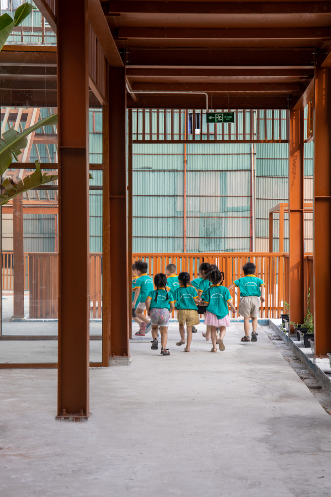 news: dich vong hau kindergarten is designed to promote indoor-outdoor ...