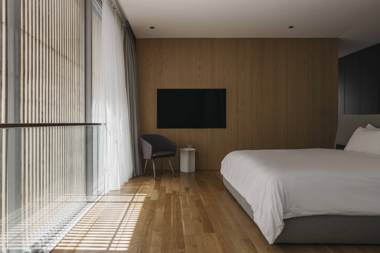 ming architects completed three-storey home in singapore centralized ...